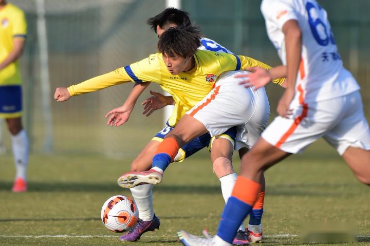 U21联赛战报丨三分钟连入两球 海牛战平山东泰山_PP视频体育频道