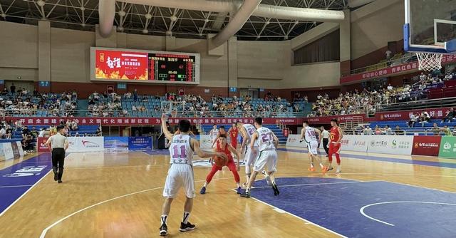 中国篮球新希望！U19国青击败CBA四强队，一小将轰34分_PP视频体育频道