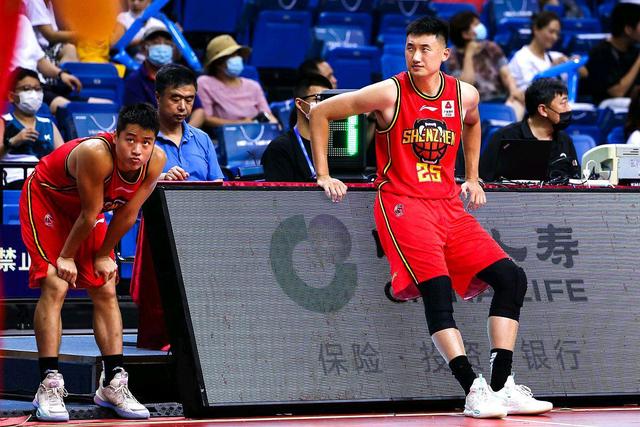 满血归来！CBA争议前锋大爆发 换东家13+重拾自信 不靠爹独闯江湖_PP视频体育频道