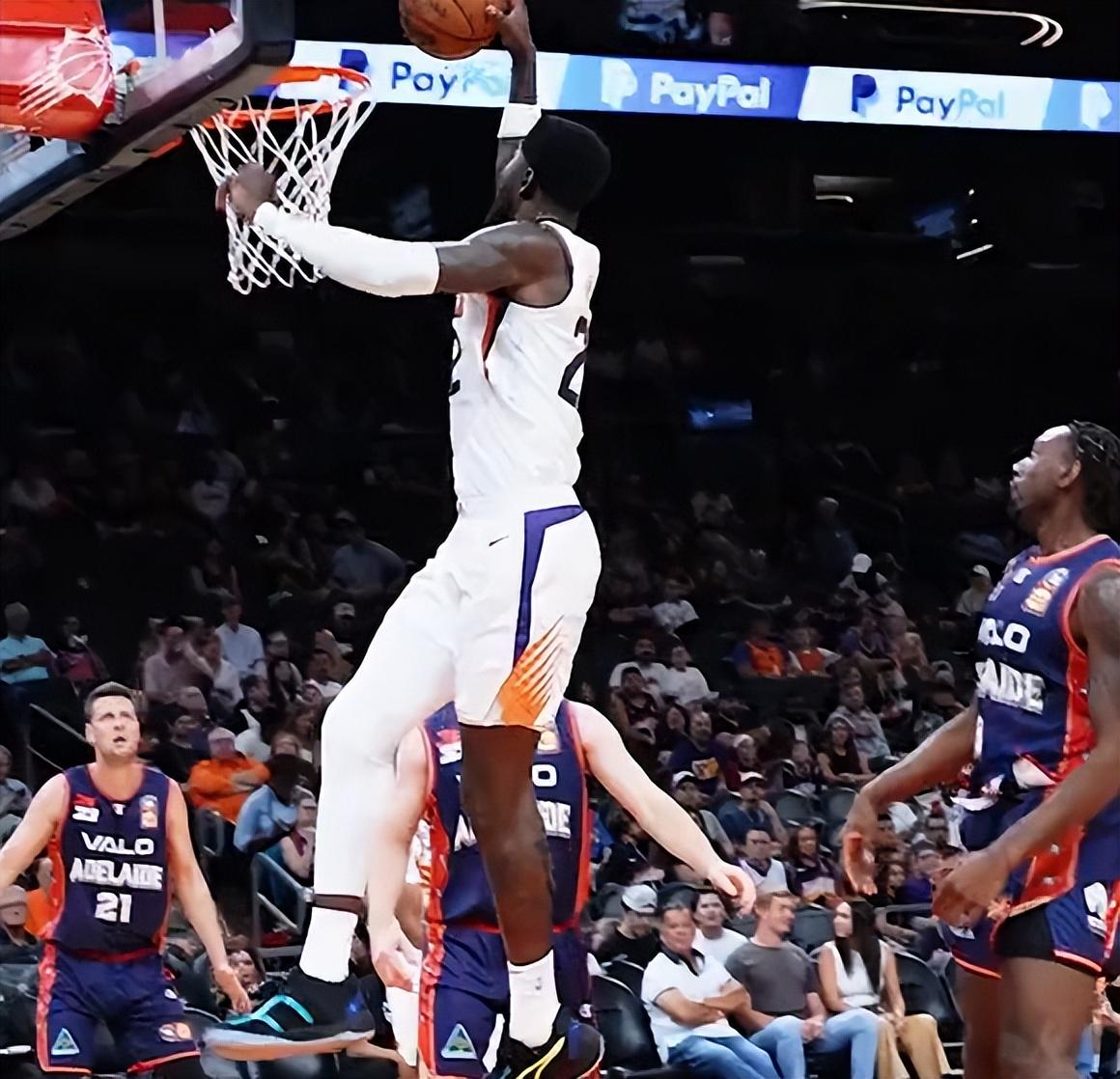 太阳不敌NBL劲旅！艾顿轰22+6成唯一安慰 4年1.33亿超值蒙蒂该放权_PP视频体育频道