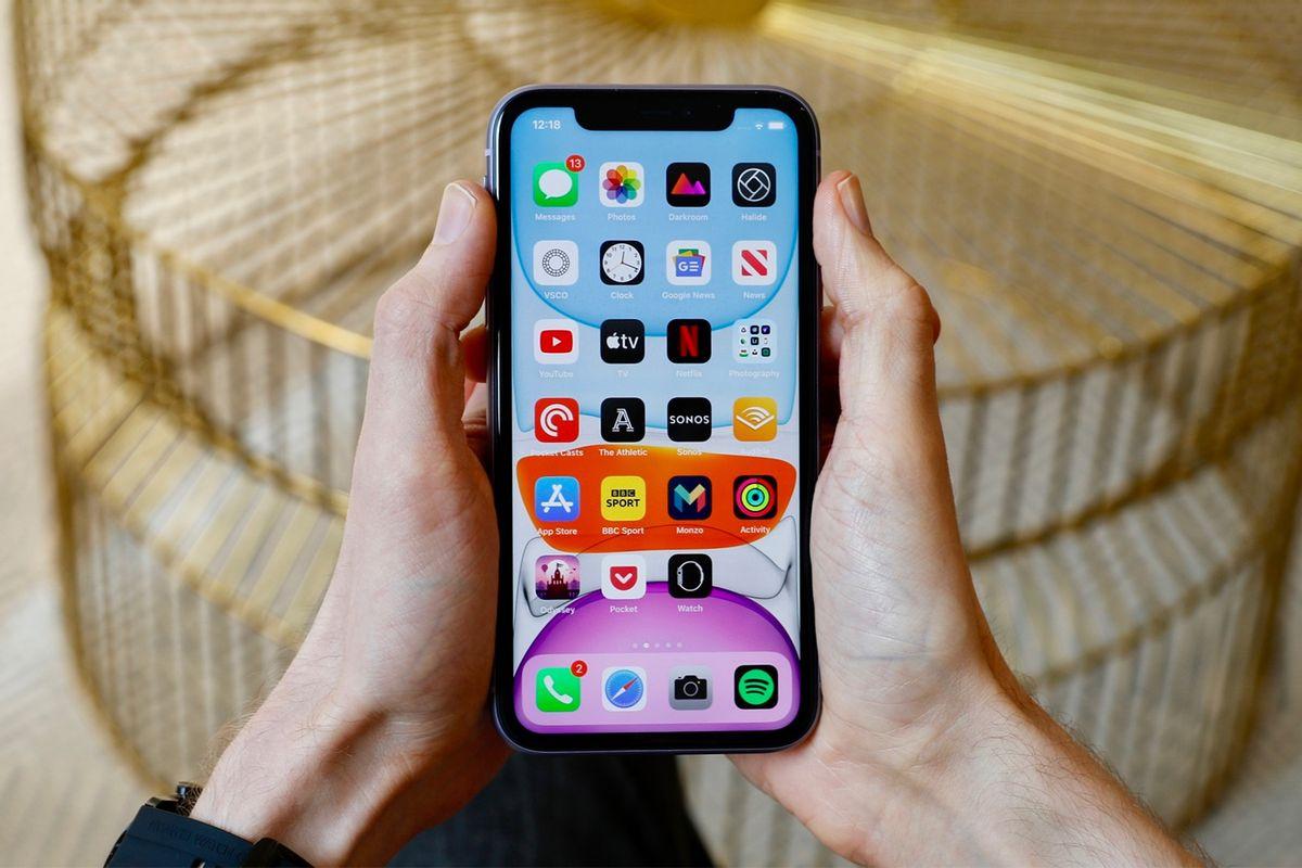 苹果iPhone SE4这次稳了？用A15芯片复刻iPhone XR能否逆风翻盘_PP视频体育频道