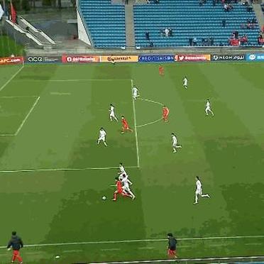 #U20国足半场0比0韩国U20##李昊神扑##韩国队恶意犯规遭裁判无视# 半场结束，双方战成0比0_PP视频体育频道