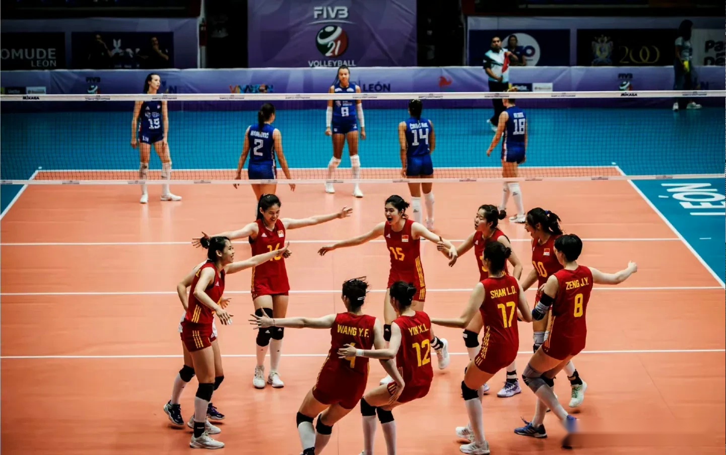 U21女排世锦赛：中国3-2意大利，时隔6年再夺冠，庄宇珊轰23分_PP视频体育频道