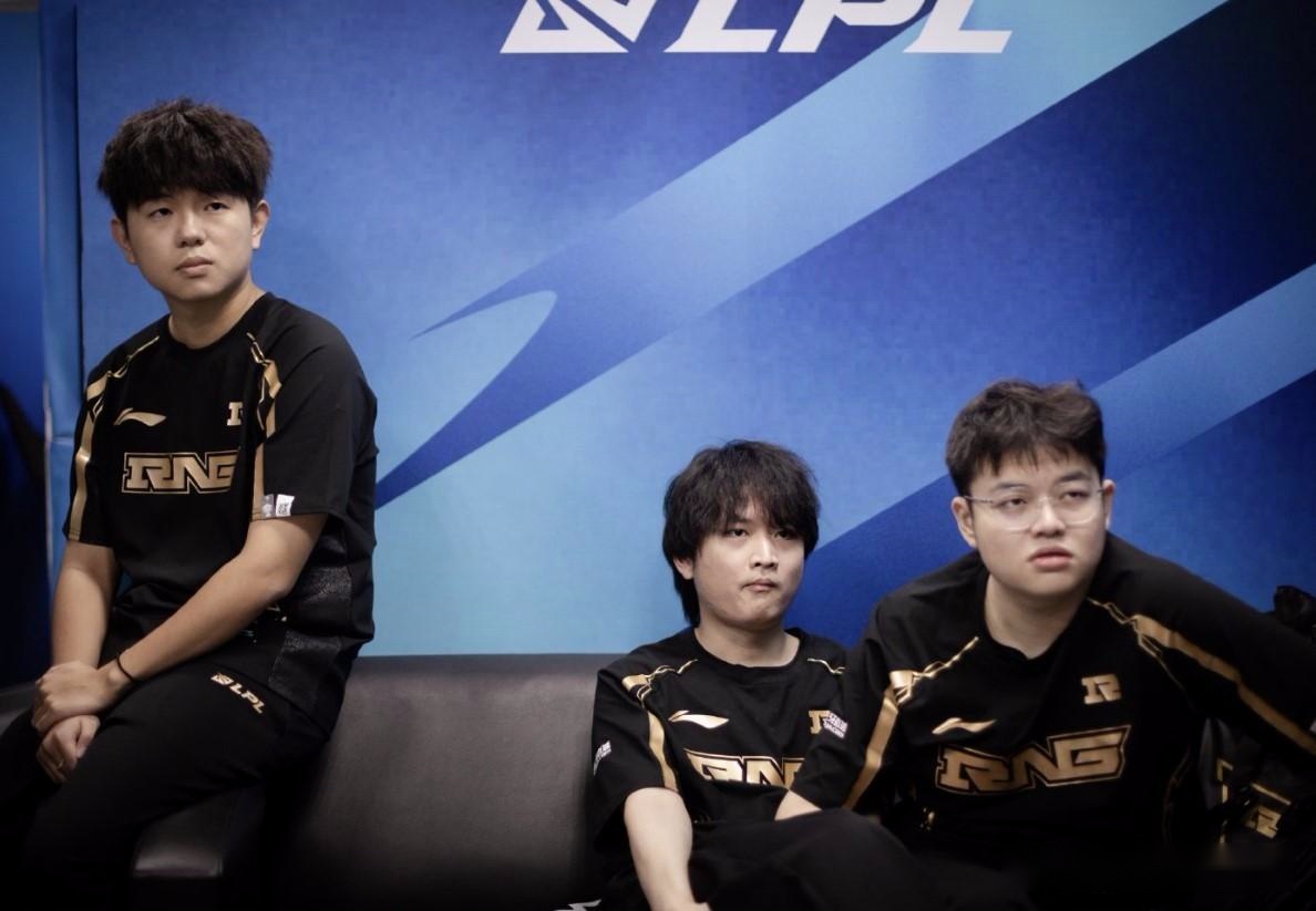 RNG淘汰后，格局直播再喷LPL解说：一直阴阳怪气，恶心我们选手_PP视频体育频道