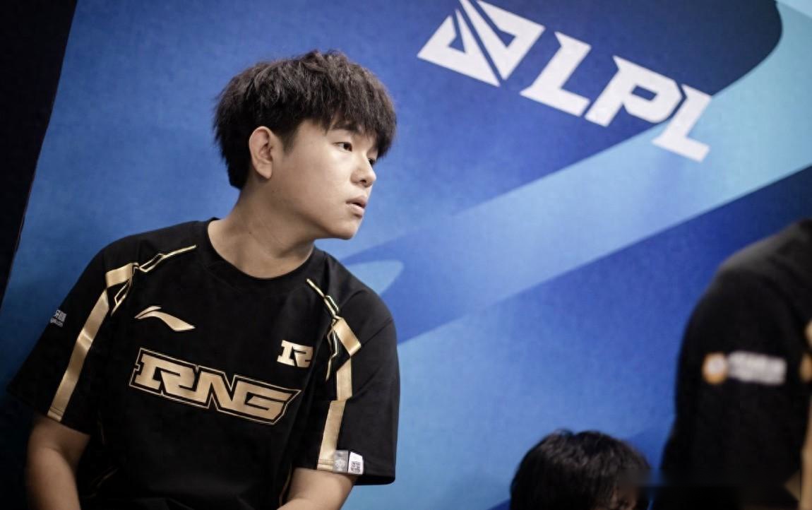 RNG淘汰后，格局直播再喷LPL解说：一直阴阳怪气，恶心我们选手_PP视频体育频道