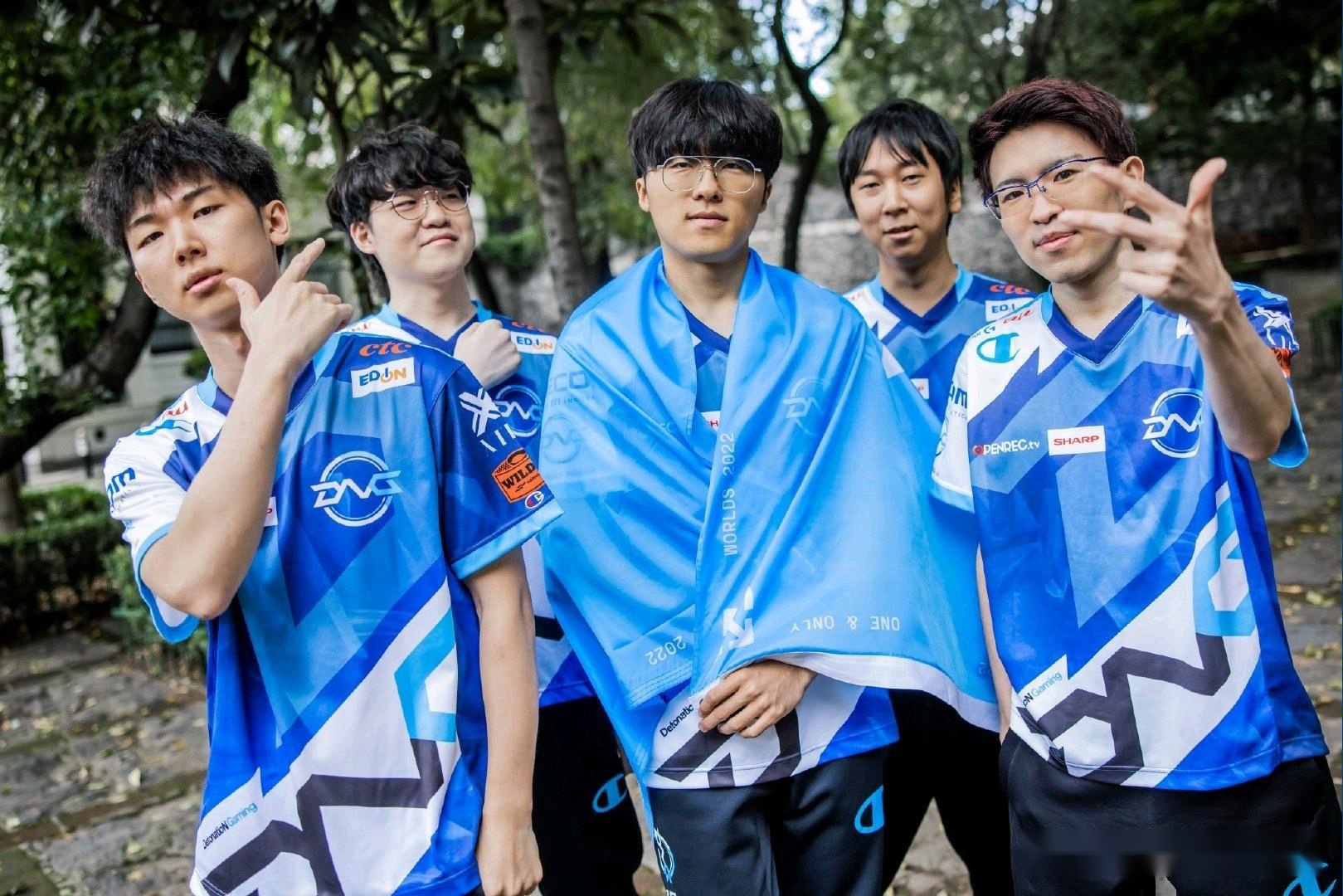 360体育-RNG一战打出5大记录！LPL历史首次输给DFM，RNG时隔5年再赢S赛BO5