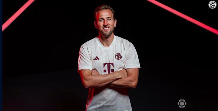 即插即用！凯恩照片现已登上拜仁官网欧冠球衣宣传页_PP视频体育频道